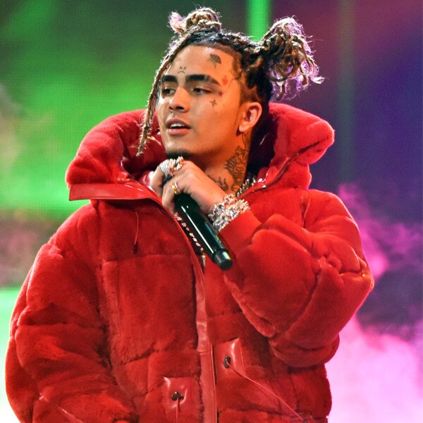 Michelle Obama's Book Tour Includes a FLOTUS-Level Wardrobe | E! News ...